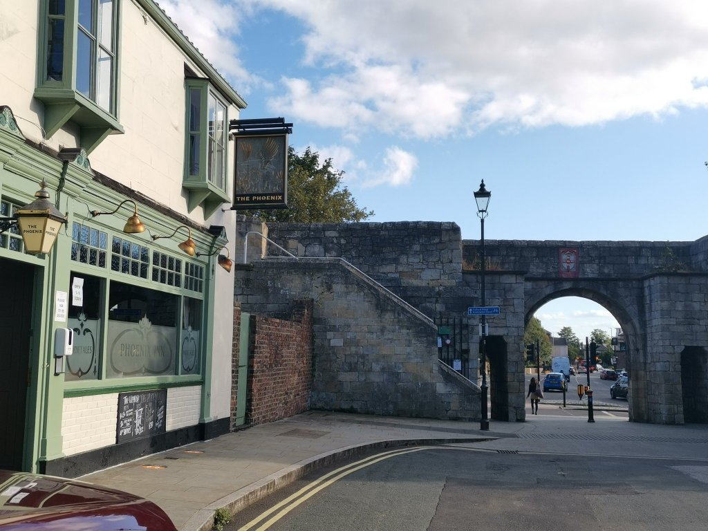 The Phoenix Inn, York 🏴󠁧󠁢󠁥󠁮󠁧󠁿 - The European Bar Guide